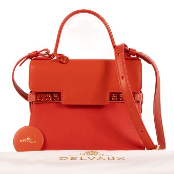 Buy safe Delvaux designer vintage online. Labellov Buy and Sell ...