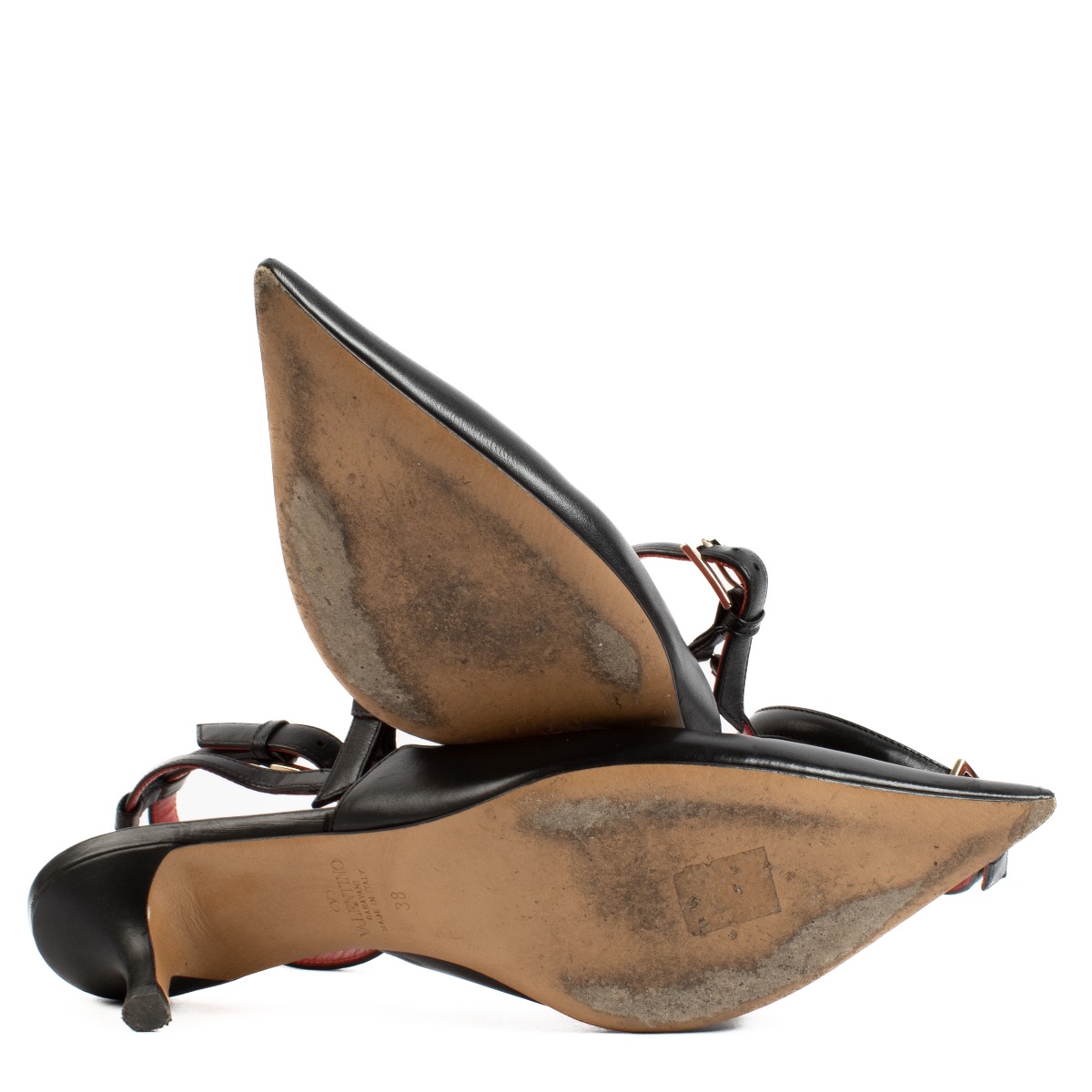 Valentino Garavani Black Chain Slingback Kitten Heels - size Valentino Garavani Black Chain Slingback Kitten Heels - size