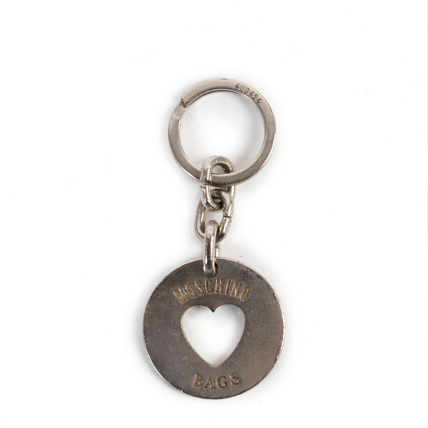 Moschino Silver Keychain Labellov Buy and Sell Authentic Luxury