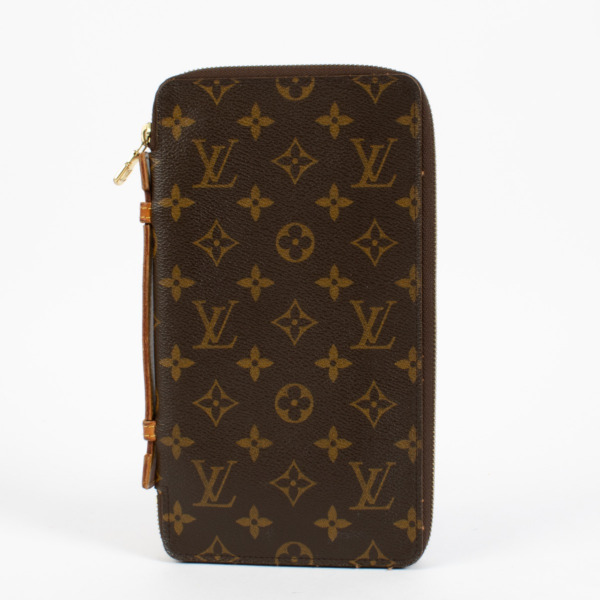 Louis Vuitton Monogram Clutch Portfolio Labellov Buy and Sell Authentic Luxury